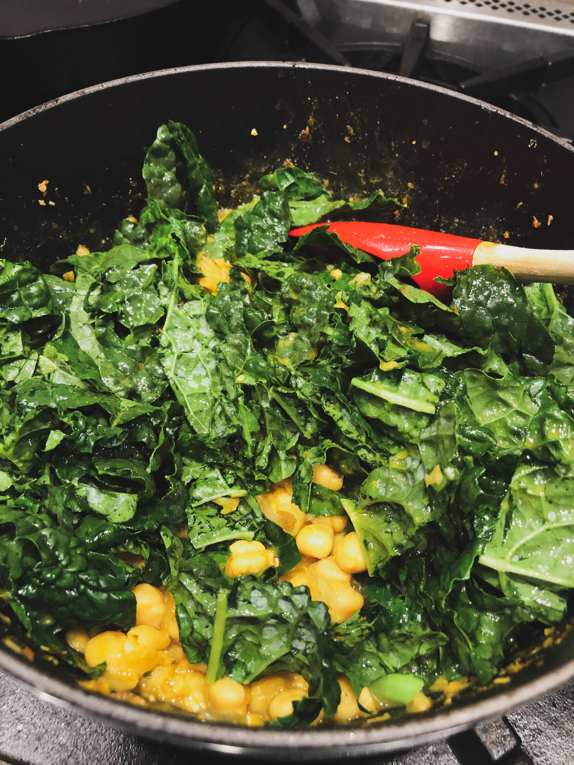 Chickpea and Kale Curry – Shruti's Kitchen